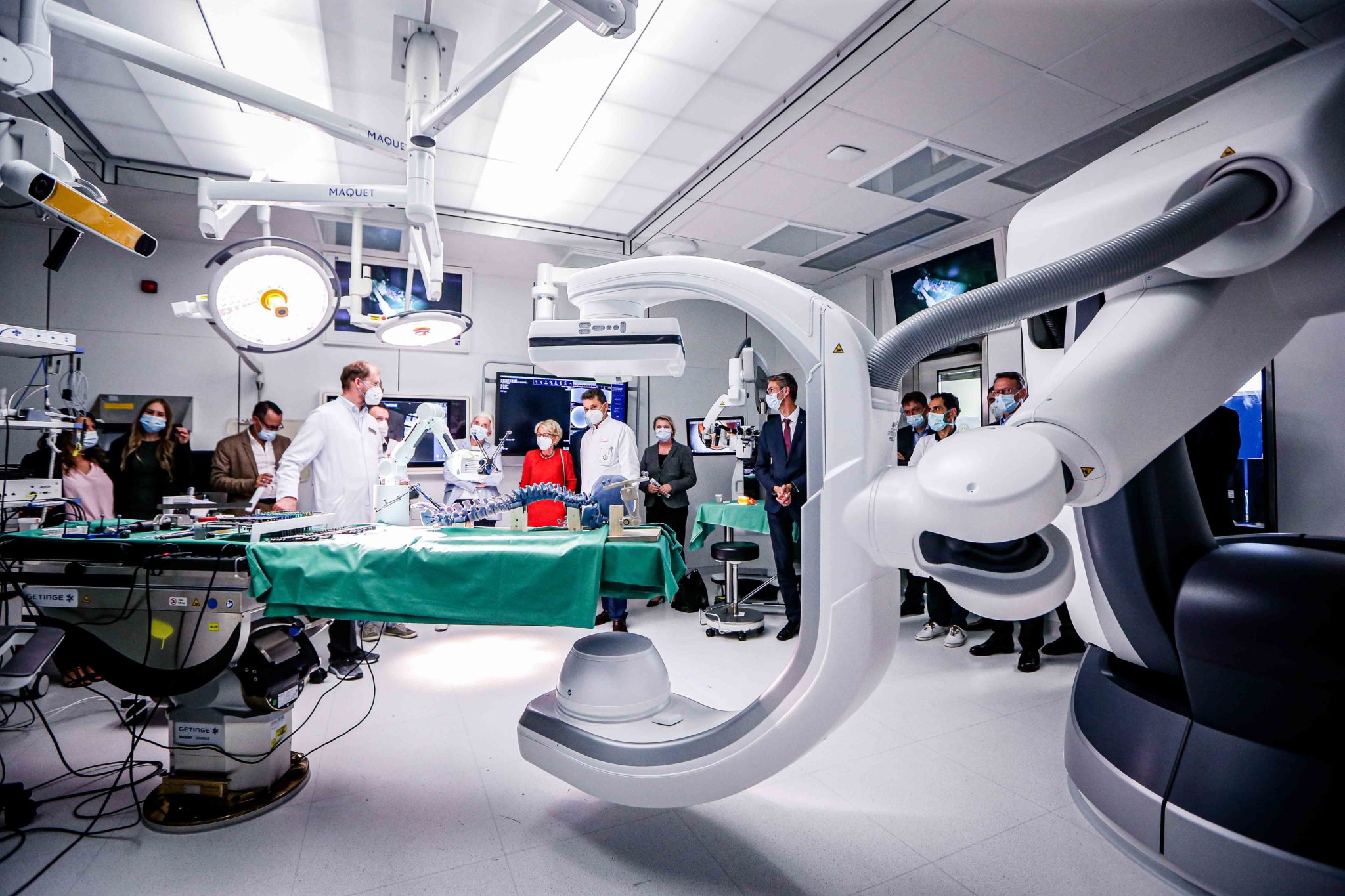 Neuer OP-Saal an der Uniklinik Essen - Ein Meilenstein modernster Operationsmedizin | EGV